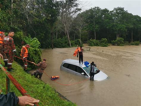 Malaysia – Floods In Johor And Pahang After 430mm Of Rain In 24 Hours