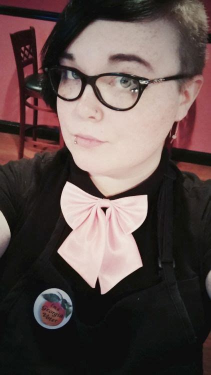 👁️👅👁️ Dressed To Kill Fashion Guess