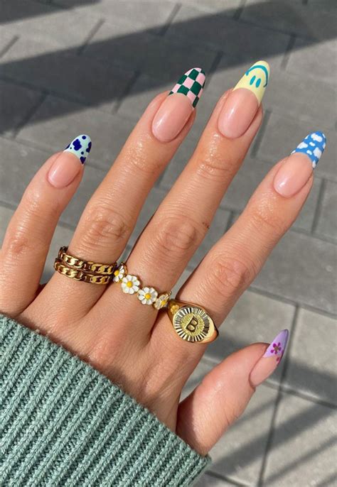 35 Trendy Checkered Nail Art Designs Different Design French Tips