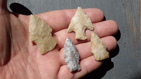 4 Native American Indian Arrowheads Ket Artifacts