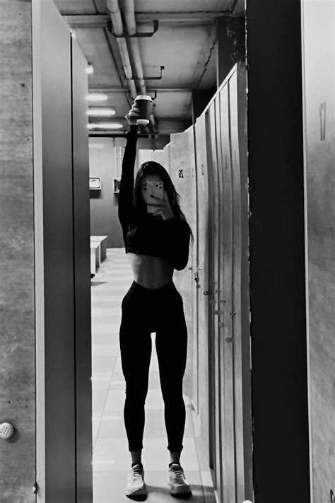 Pin By Vanilda Soares On Fotos Da Sn Gym Outfit Fitness Inspiration