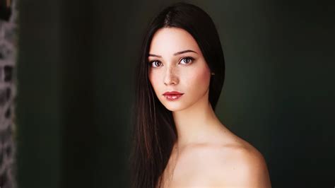 Dark Women Photography Portrait 4k Long Hair Face Looking At