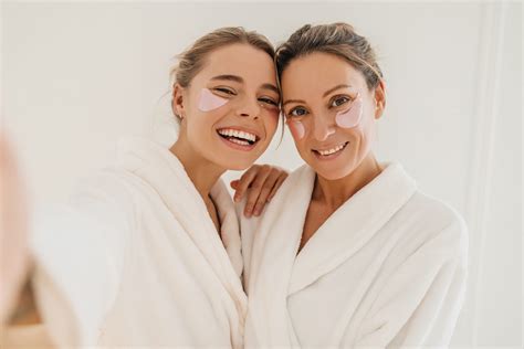 A T Of Relaxation Mother Daughter Massages At Spa Royale
