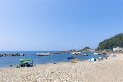 福井の海水浴場、福井市からアクセス良好の5スポットをご紹介！新鮮な海の幸、周辺観光を楽しもう。｜特集｜福いろ 福井市公式観光サイト 名所