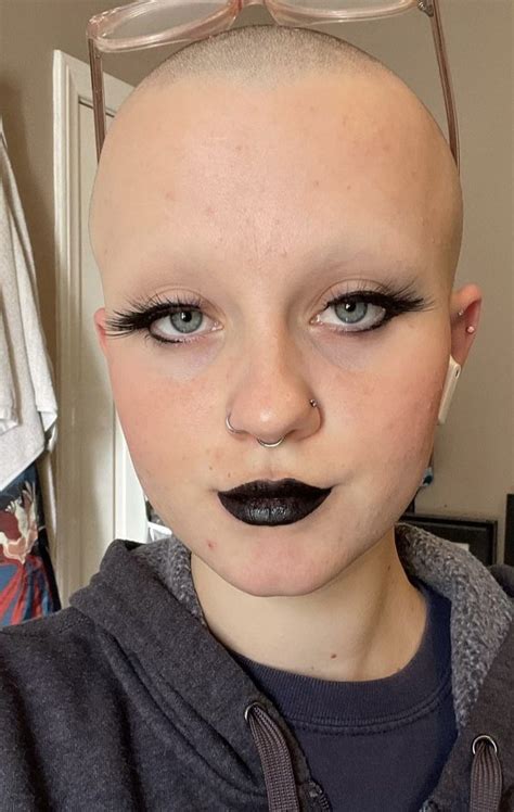 Pin By Ashley Boasso On Bald And Browless Women In 2024 Shaved Head