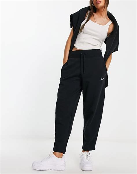 Nike Jogginghose In Schwarz Mit Kleinem Swoosh Logo Und Hohem Bund Asos