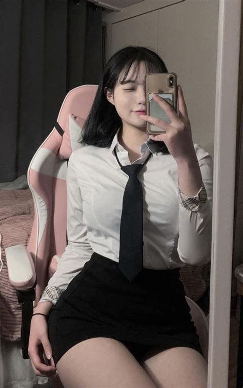 빠른 저장에 있는 Cwxwhfs님의 핀 화려한 여성 여자 교복 패션