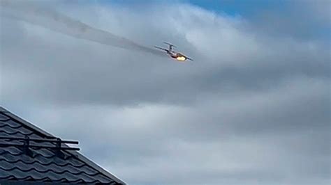 Se Estrella Avión Militar Ruso Con 15 Personas A Bordo Yakima Y Tri