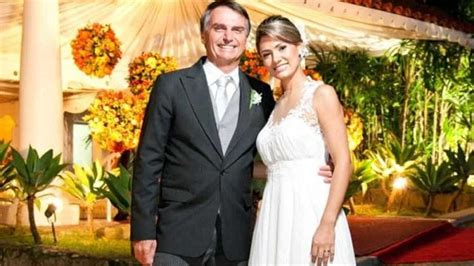 Os Casamentos De Jair Messias Bolsonaro Noiva Com Classe