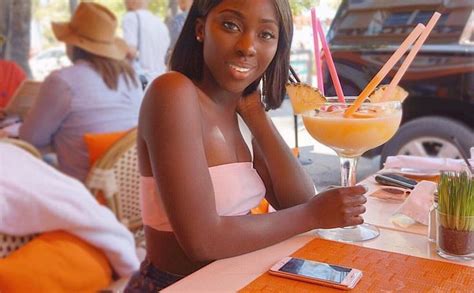 1 407 Likes 5 Comments Dark Skin Women Darkskinwomen On Instagram