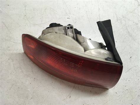 Audi A4 B7 8e 2001 2008 Saloon Left Outer Tail Light 8e5945095