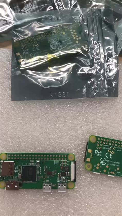 raspberry pi zero w board 1ghz cpu 512mb ram with built in wifi and ble