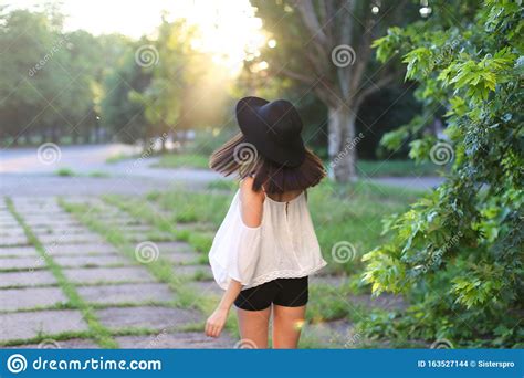 Wonderful Female Hat Asian Sunset Cheerful Emotions Laughter Dancing