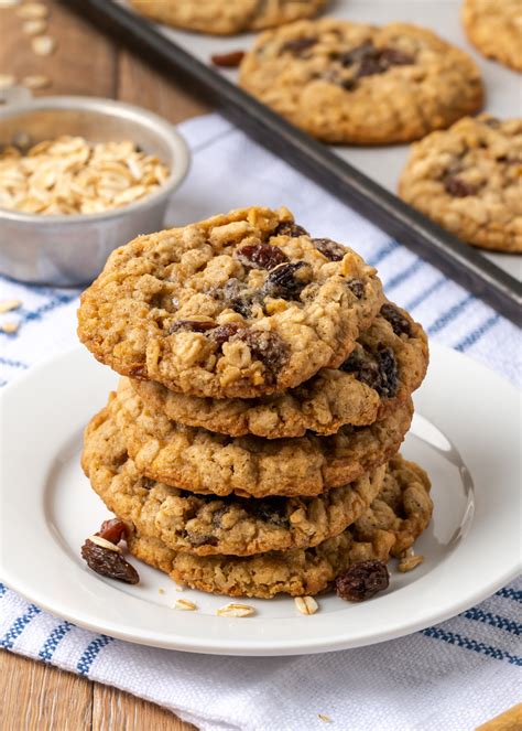 Easy Oatmeal Raisin Cookies Uk At Danyel Williamson Blog