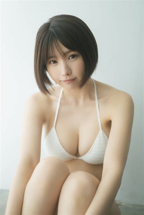 “素のえなこ”を撮影！シンプルテイストで25p越えグラビア！ Rbb Today