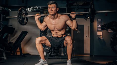 Stop Doing Squats Wrong Six Common Squat Mistakes And How To Fix Them T3