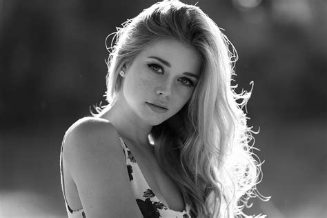 Mark Prinz Women Model Looking At Viewer Wavy Hair Long Hair Blonde