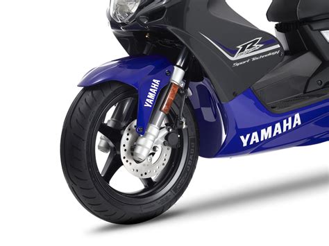 Motorrad Vergleich Yamaha Aerox R 2014 Vs Yamaha Aerox 4 2019