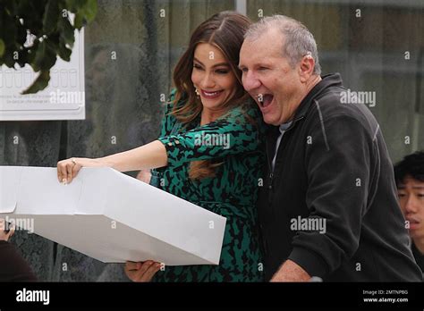 Sofia Vergara Ed Oneill And Jesse Tyler Ferguson Were Seen On Set