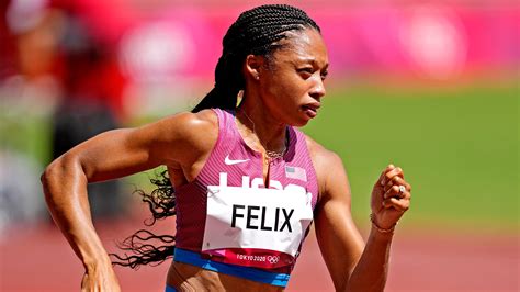 Us Track Stars Allyson Felix Quanera Hayes Racing For Moms In Tokyo