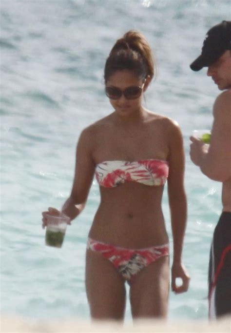 Vanessa Minnillo Topless And Marble Ass In Bikini Porn Pictures Xxx