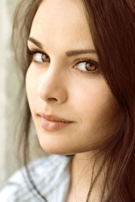 Girl With Amber Eyes Amber Eyes Cool Eyes Gold Eyes