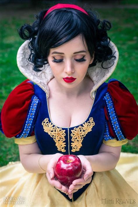 Snow White Cosplay Article Phpid 7877 Disney