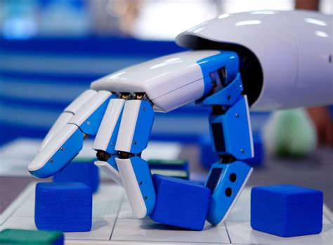 voice commands or gesture recognition how will we control the