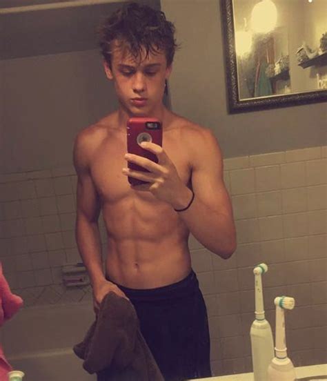 Pin De Jesse En Hot Guy Selfies