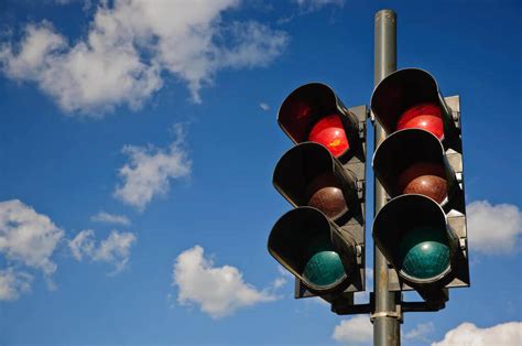 playing with raspberry pi traffic lights with a finite state machine