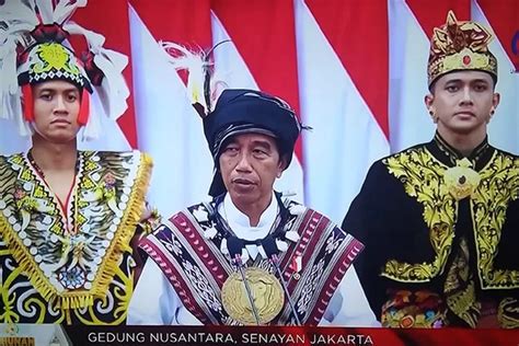 Makna Pakaian Adat Tanimbar Maluku Yang Presiden Kenakan Di Sidang Mpr