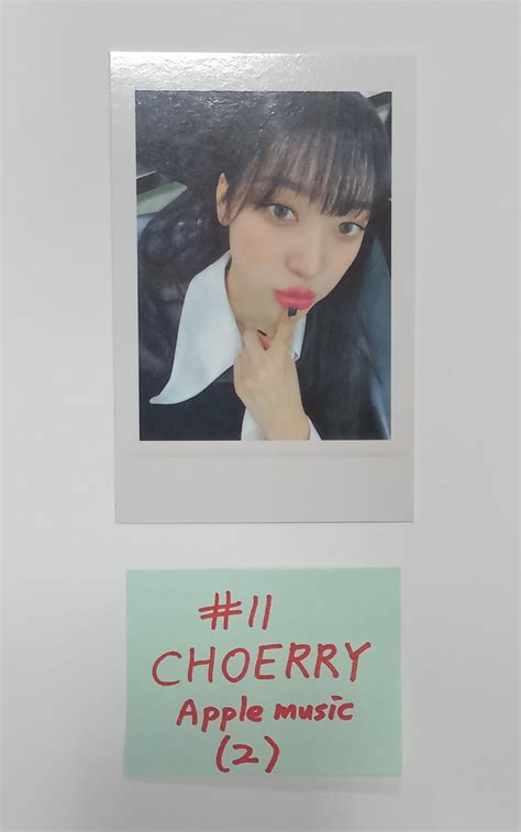 Odd Eye Circle Version Up Apple Music Fansign Event Photocard