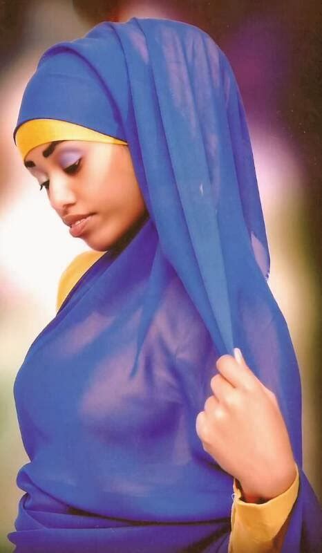 Siil Qaawan Somali Daawo Gabar Soomaali Oo Skype Looga Duubay Free