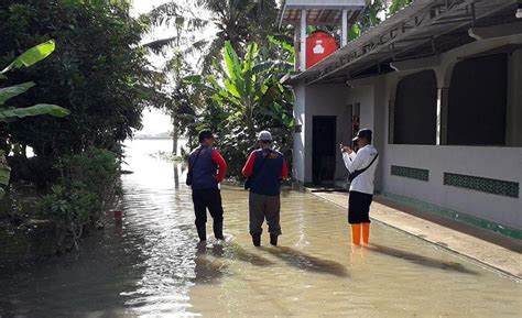 Bmkg Imbau Masyarakat Waspadai Cuaca Ekstrem Di Jawa Tengah 16 18 Oktober