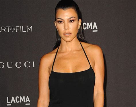 Kourtney Kardashian Raggiante In Bikini Gossip