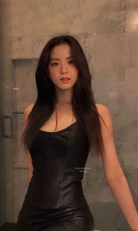 Pin By P Phu On Jisoo Black Pink Black Pink Girl Beauty