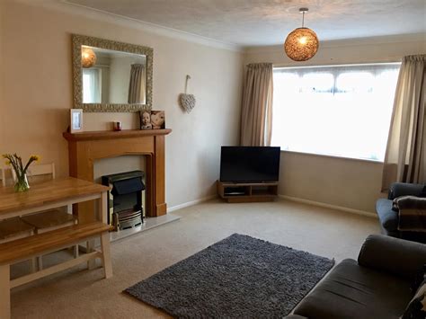 2 Bedroom Ground Floor Flat Let In Worthing Bn14