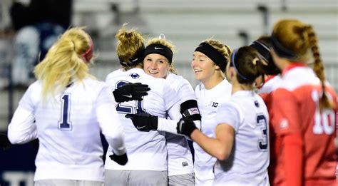 Penn State Womens Soccer Heads To Stanford In Search Of Sixth College