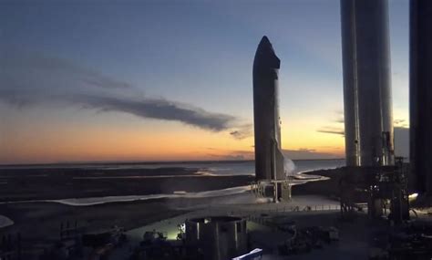 Spacexs Sn20 Starship Prototype Completes Its First Static Fire Test