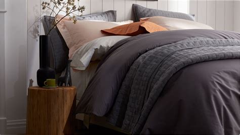 Guide To Choosing The Best Bed Sheet Colors The Company Store