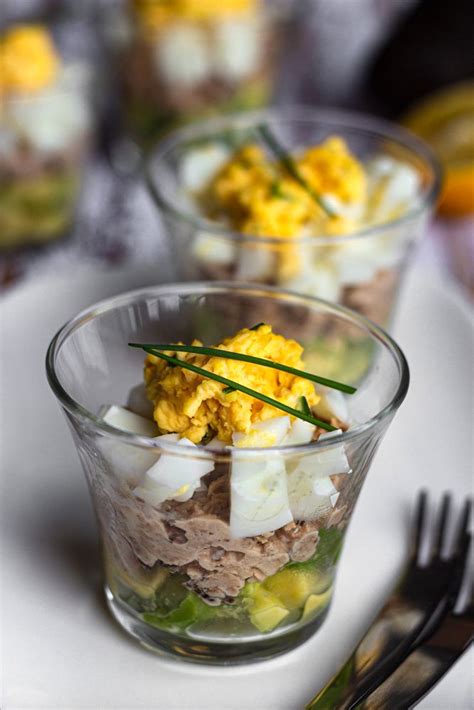 Verrines Avocat Thon Et Oeuf Mimosa Amandine Cooking