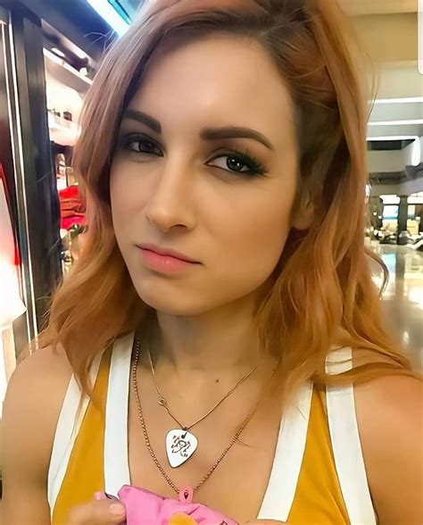Becky Lynch Scrolller