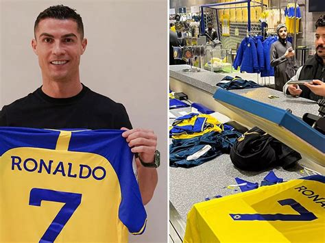 Cristiano Ronaldo Al Nassr Shirt Image To U