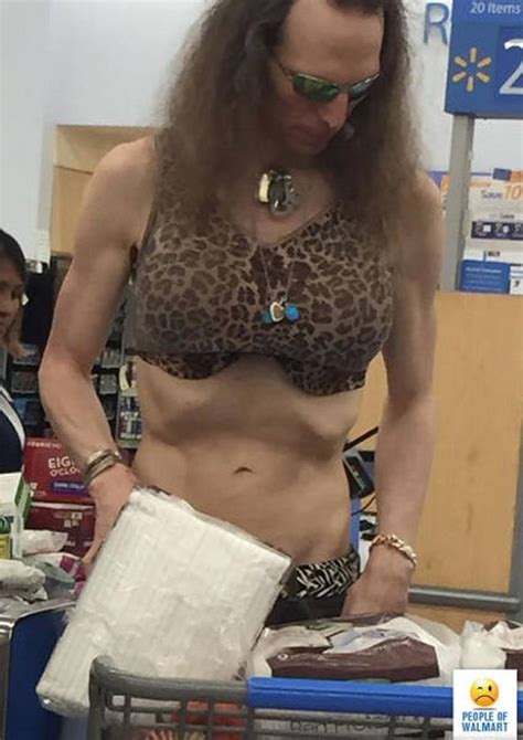 The People Of Walmart Always Wear The Most Cringeworthy Clothing
