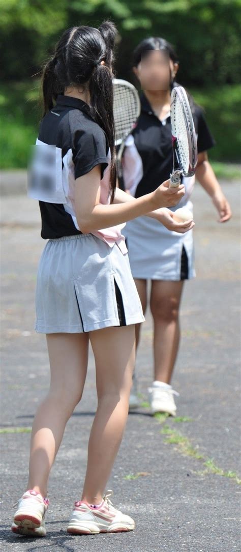 女子テニス部は部活の華だ！！日に焼けた太ももと時々見えるアンスコ画像選 女子のふともも見学会