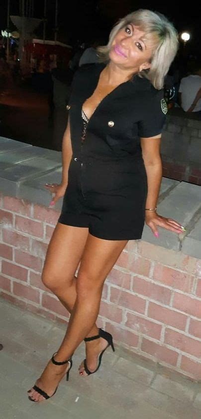 Photos On Hot Milfs And Cougars And Gilfs 1d4