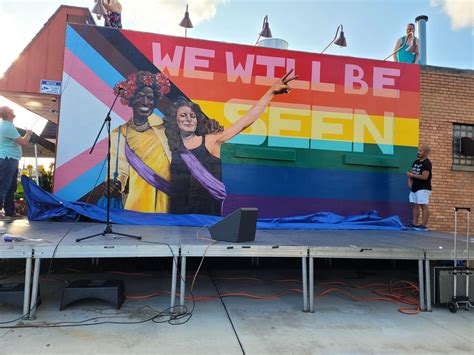 Lgbtq Mural Napalese Lounge And Grille Green Bay