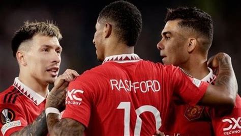 مانشستر يونايتد يكرر فوزه أمام ريال بيتيس ويتأهل إلى ربع نهائي الدوري