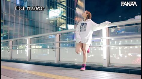 パイズリ動画 ♥レジェンド On Twitter 水着を脱ぎ捨てsex解禁！！新人 元グラビアアイドル Jcup肉感ボディ黒木れいな
