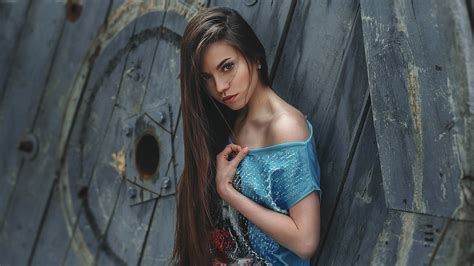 Wallpaper Sasha Ruskih Women Bare Shoulders Long Hair Model